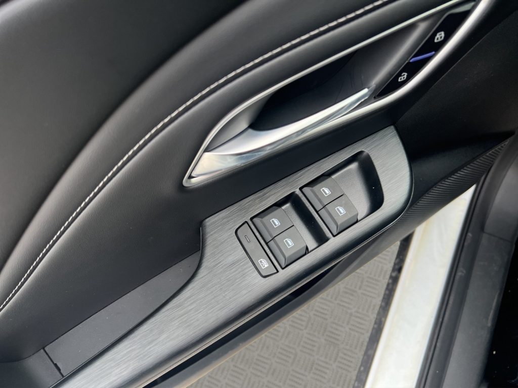 MG ZS NUOVA 1.5 Hybrid+ Luxury - Romeoauto